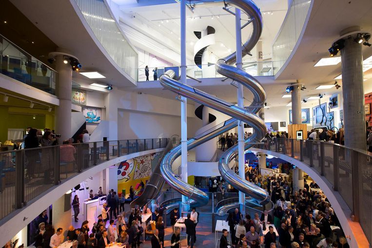 comic station – FUNFAIRCITY